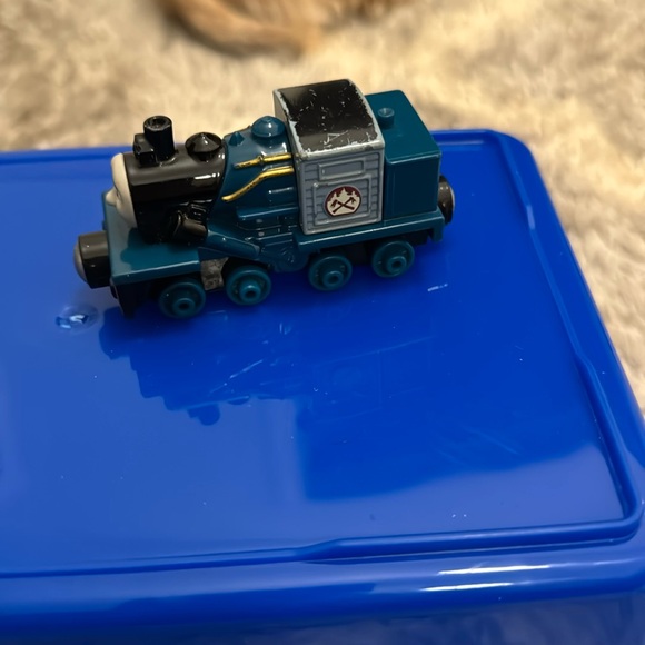 Thomas & Friends | Toys | 2 Thomas And Friends Take N Play Ferdinand ...